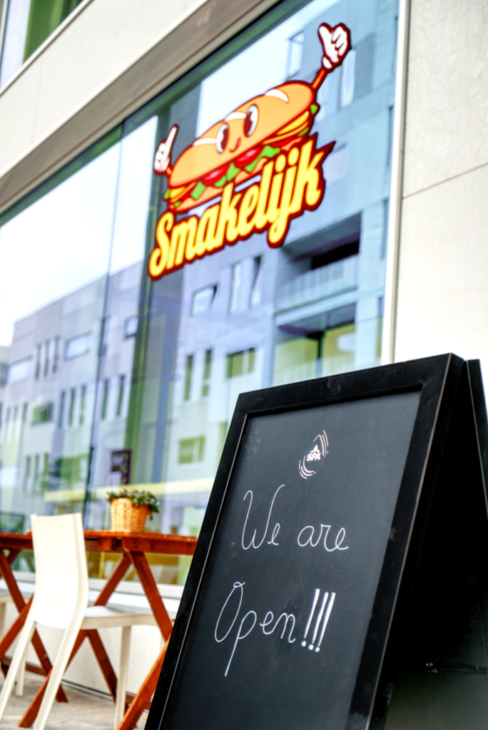 Nieuw Zuid heeft een eigen broodjeszaak: Smakelijk - Buurt aan de stroom